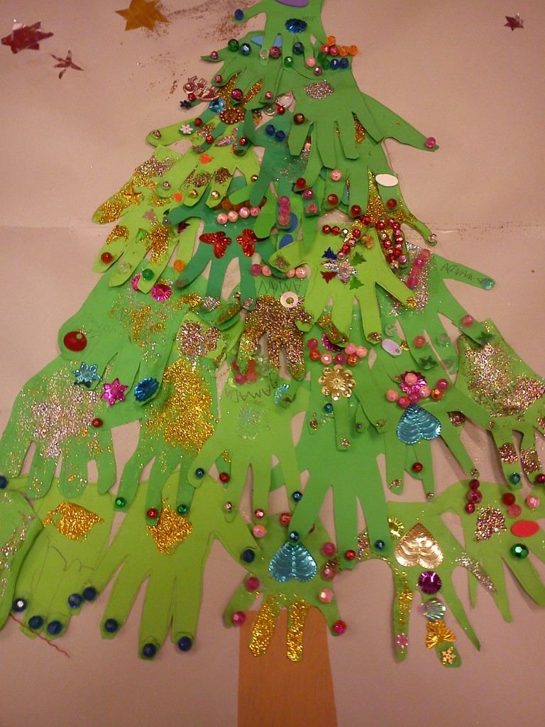 Julgran av händer